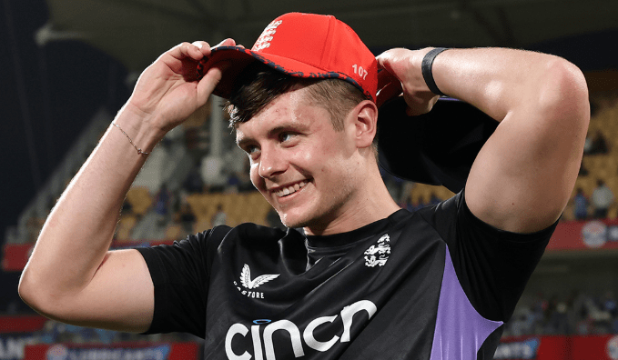 "Nice To Fix Down" Jamie Smith Aims for England's Finisher Role in T20Is